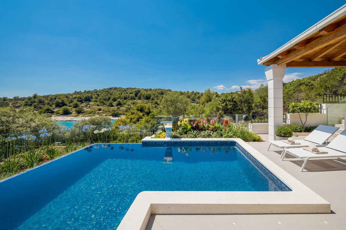 Luxury villas in Croatia - rent your own villa | Private Villas of Croatia